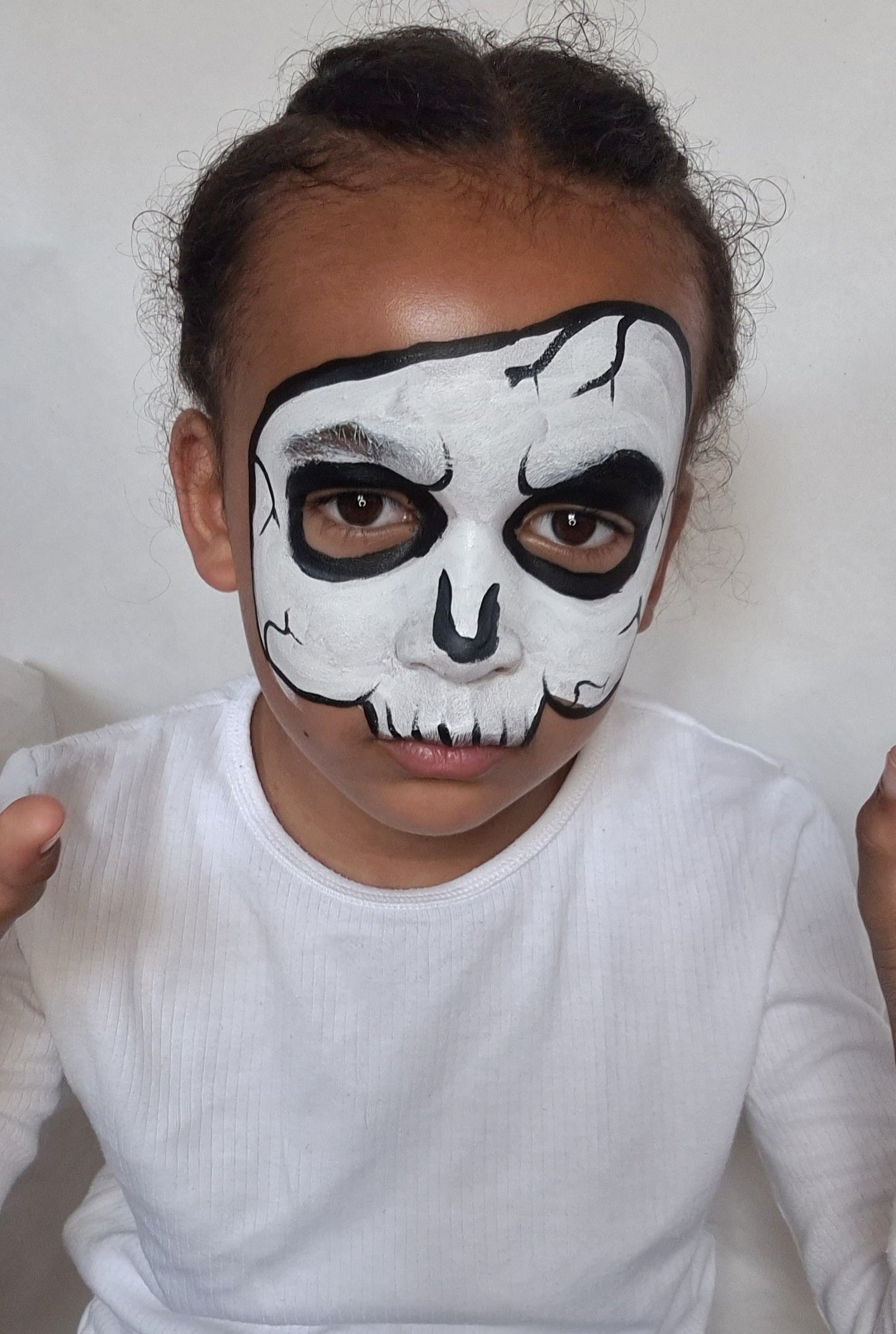 Skull Face Paint - 3 Easy Steps – Snazaroo (US)